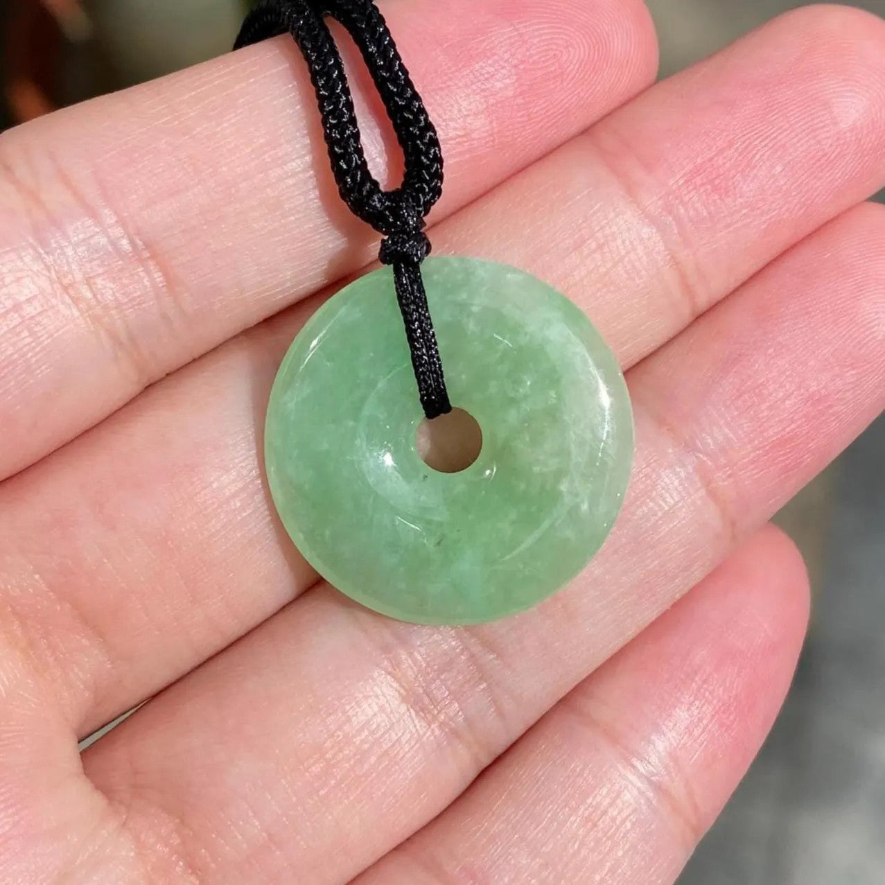 Natural Type-A Bright Green Burmese Jade Disc Pendant – Gransky Jewellery