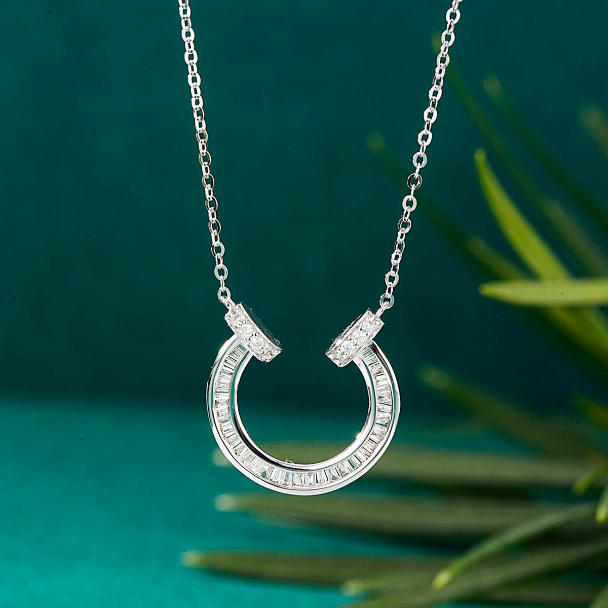 Gransky 18K White Gold Diamond Horseshoe Pendant Necklace 18K Rose Gold