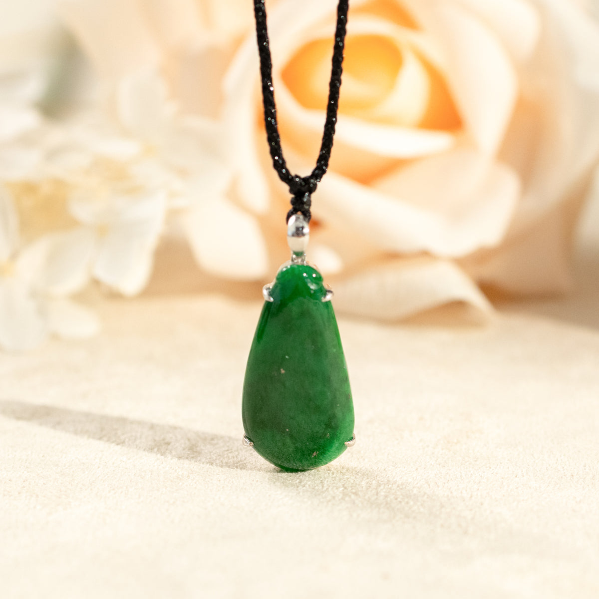 Handmade Carving Melon Shape Jade Pendant Necklace – Gransky Jewellery